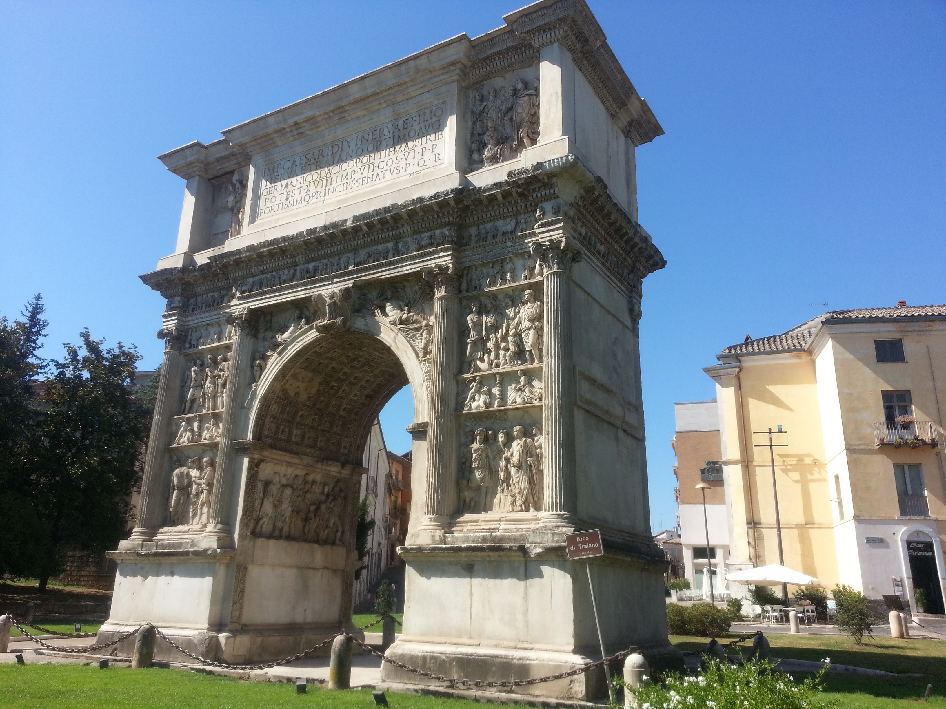 BENEVENTO - (Benevento) - Arte e Cultura con Trasporto